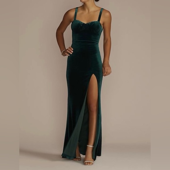 David's Bridal | Dresses | Never Used Size 7 Emerald Green Formal Dress ...